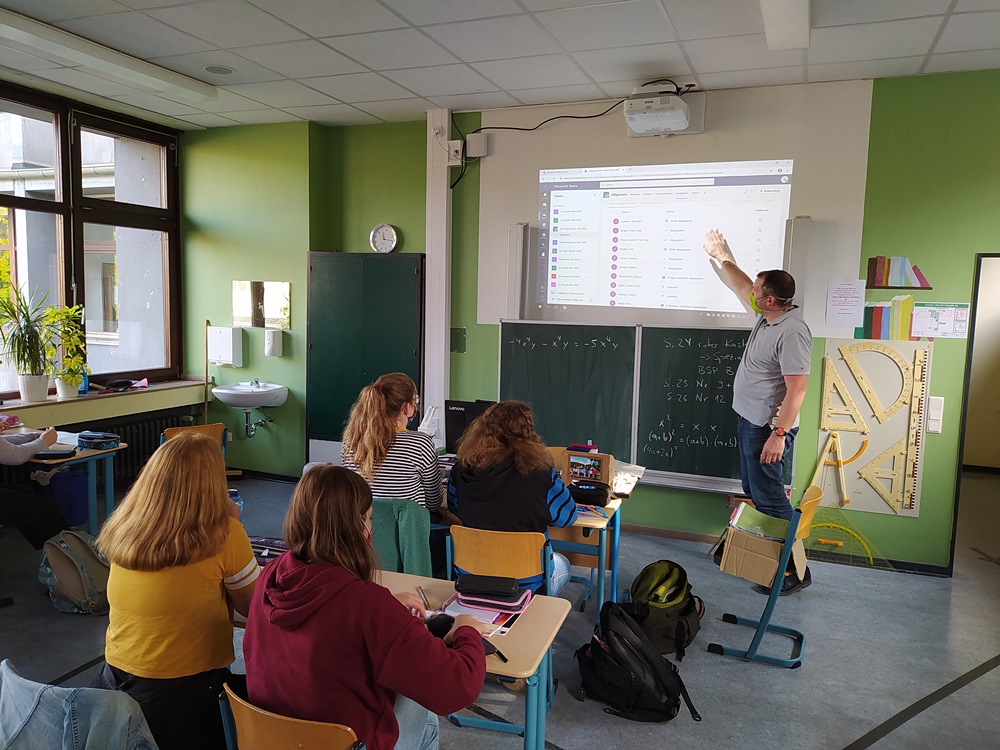 Gymnasium Schwertstraße Solingen